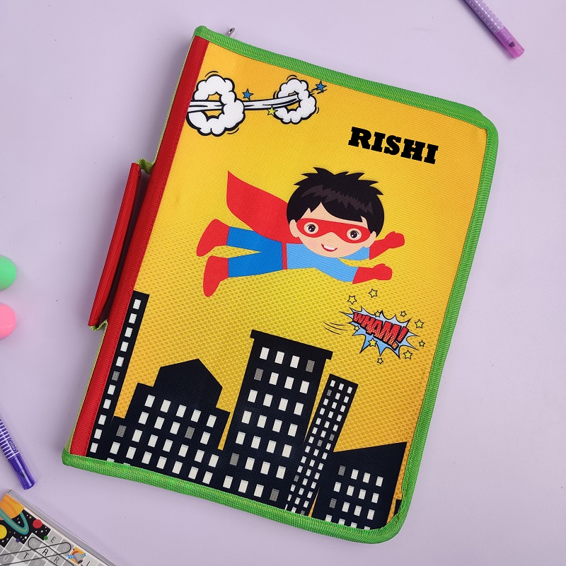 Personalized Folders (Superhero) - Name fame